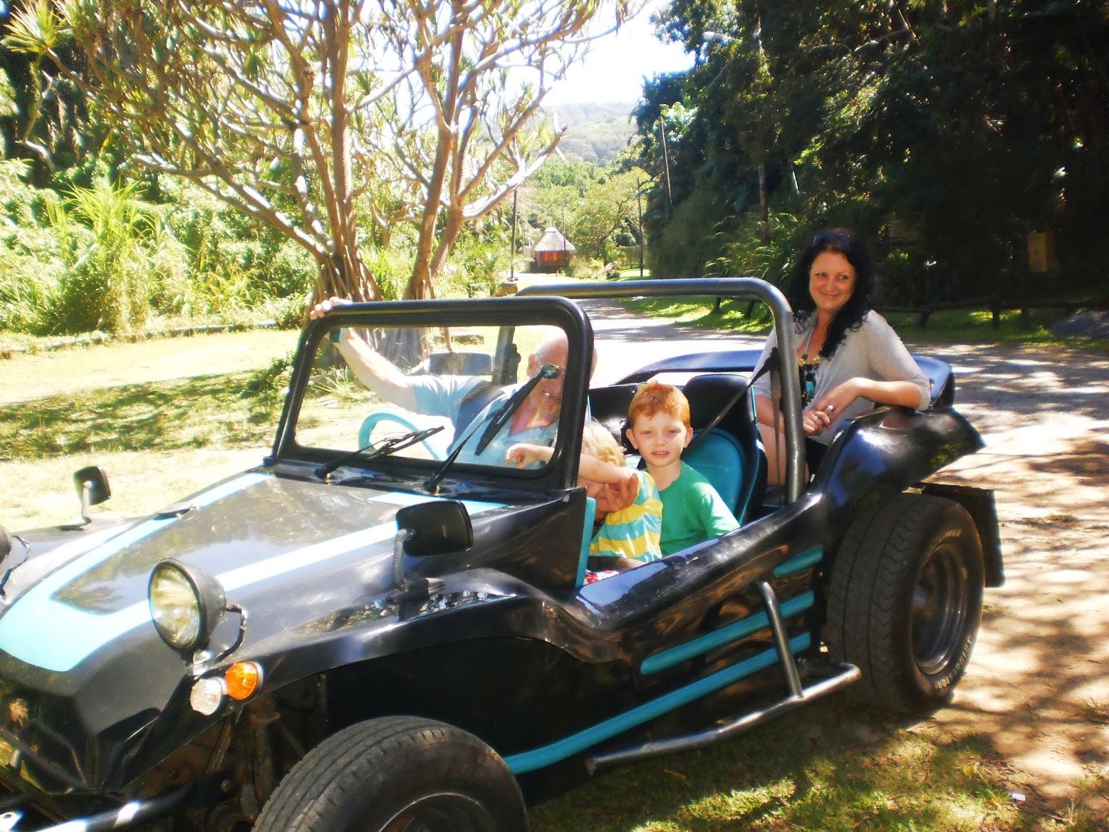 Robyn Holmyard: Printed Textiles Design