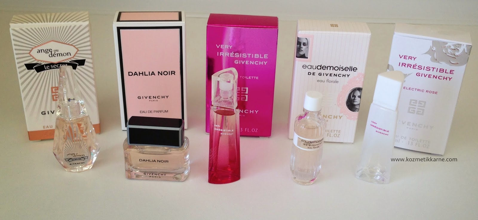 kozmetikkarne: GIVENCHY WOMEN MINI PARFUM SET 1