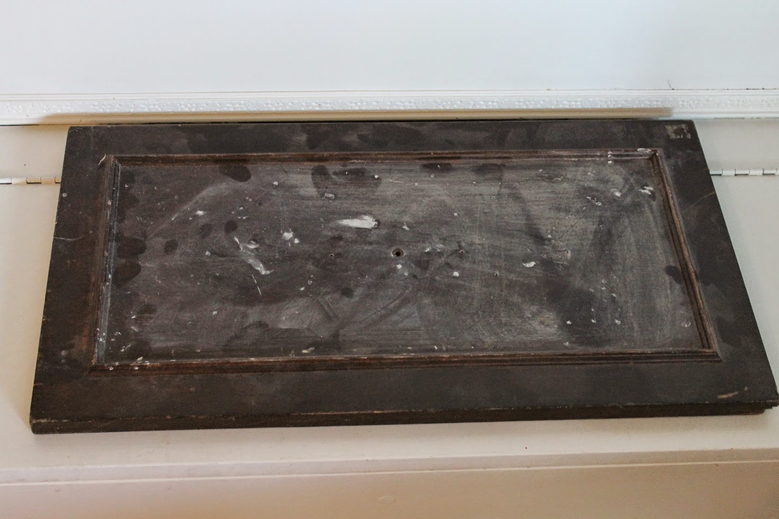 Dens gens Creatifs: RECYCLED CABINET DOOR SEASHELL TRAY-Part 1