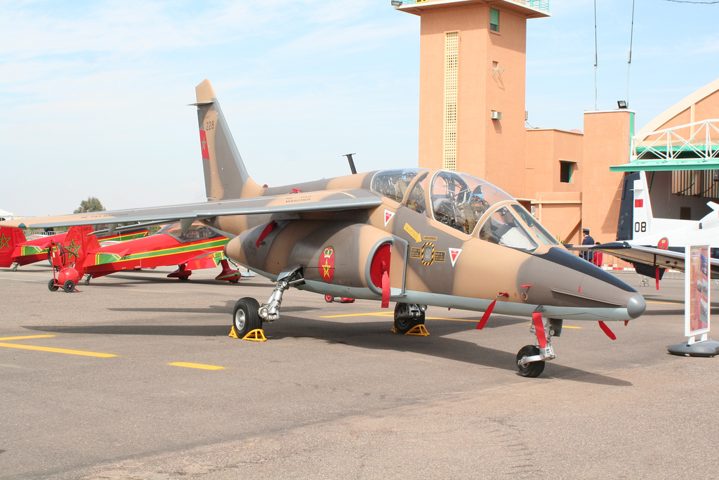 Forças Aéreas Exóticas: Cores, Marcas e Fotos: Alpha Jet - Real Força ...