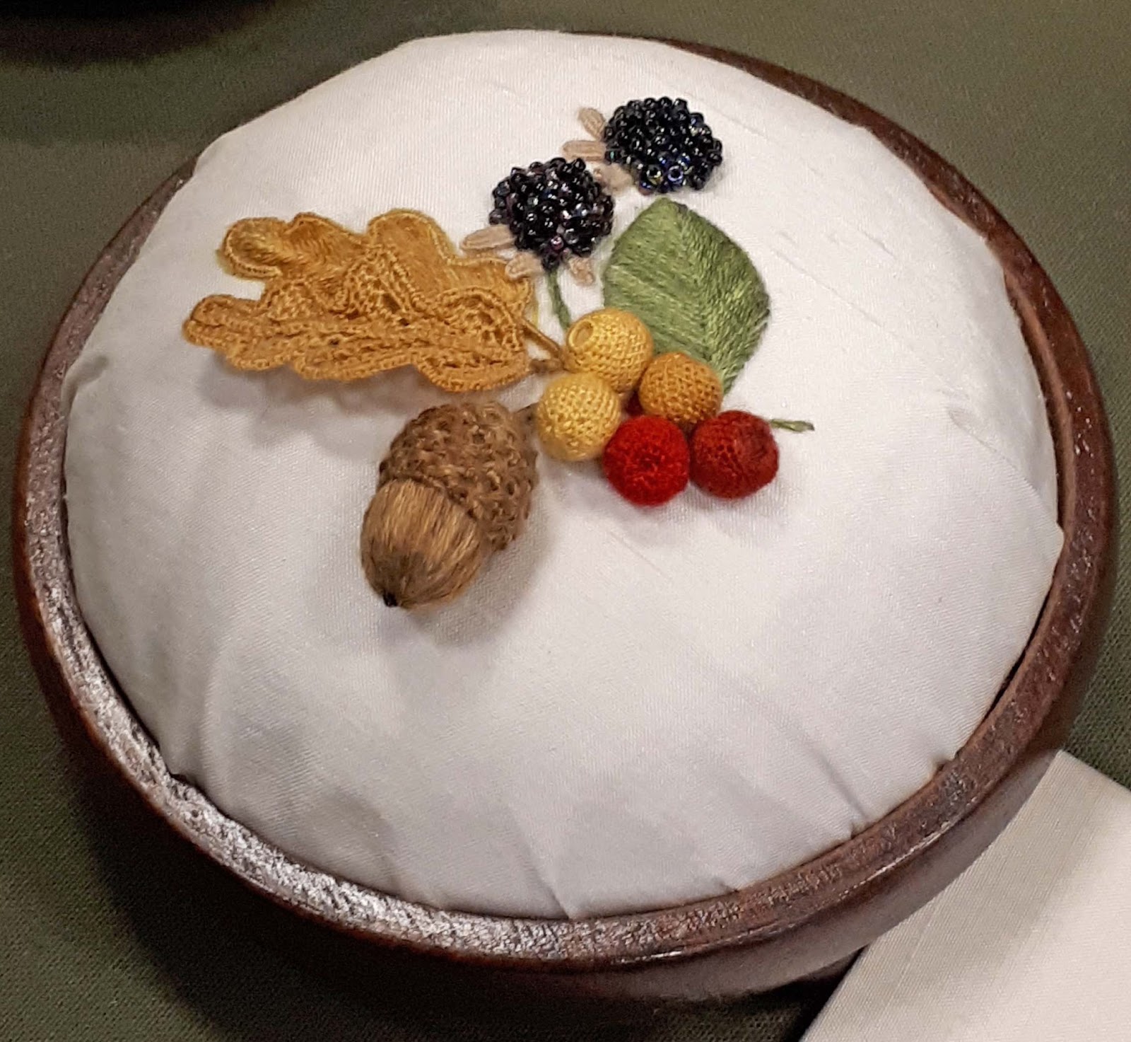 Hippystitch: Stumpwork with Kay & Michael Dennis