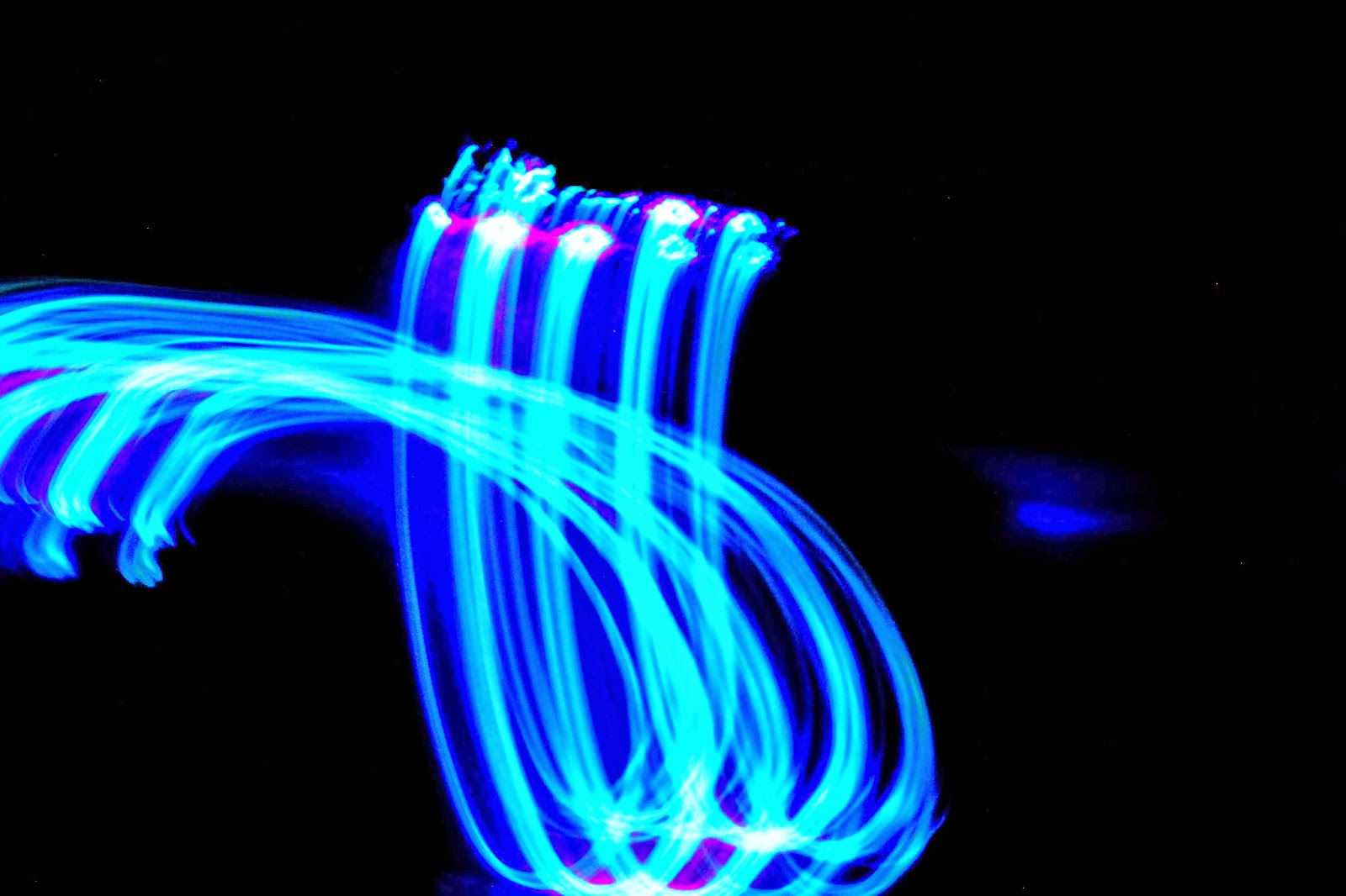 ARTE: CÓDIGO LUMÍNICO.