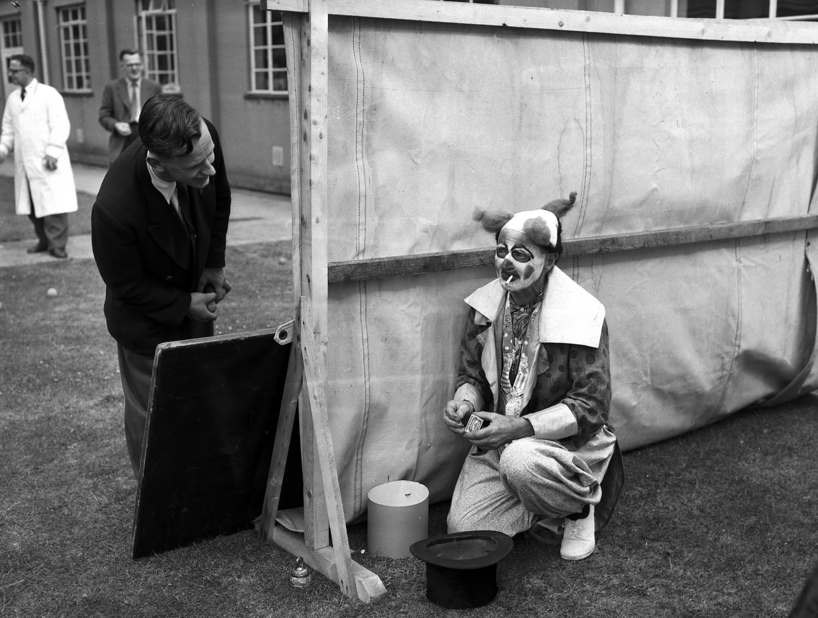 Peter Finnemore's blog: Lost in Translation - the photographs of Geoff ...