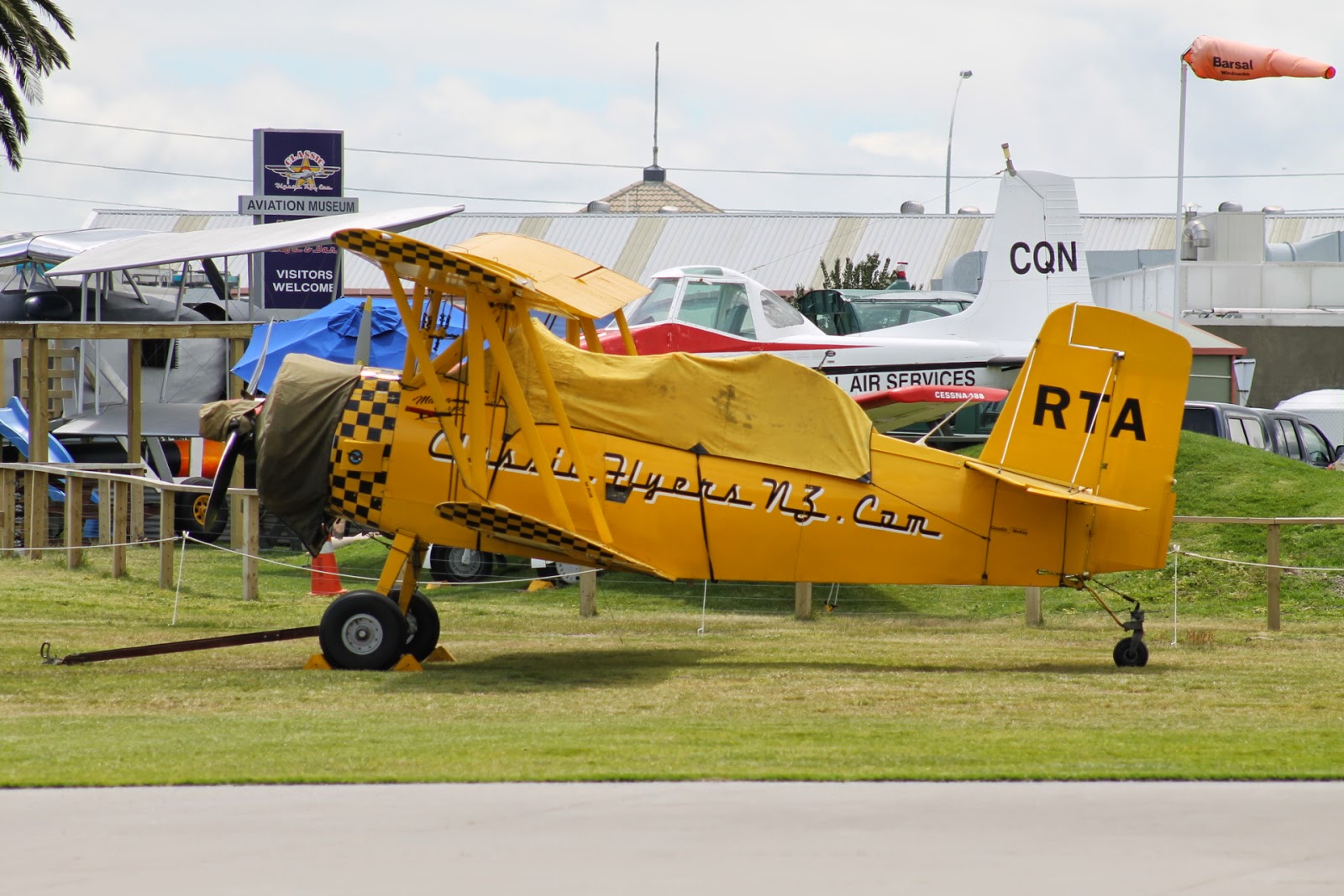Tauranga Spotter: Classic Flyers in the sun