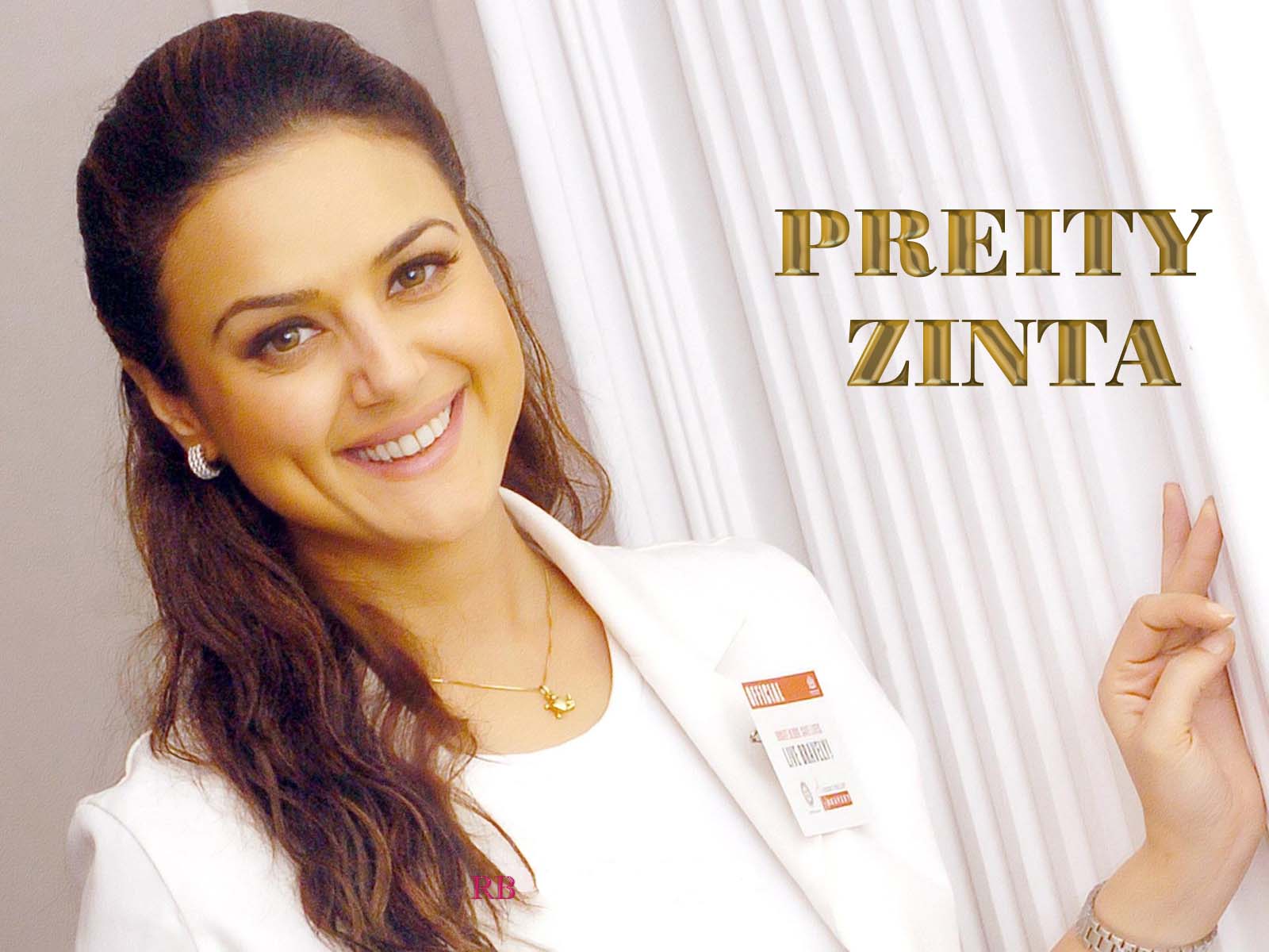 Preity Zinta HD Wallpaper ~ Free Wallpapers Download