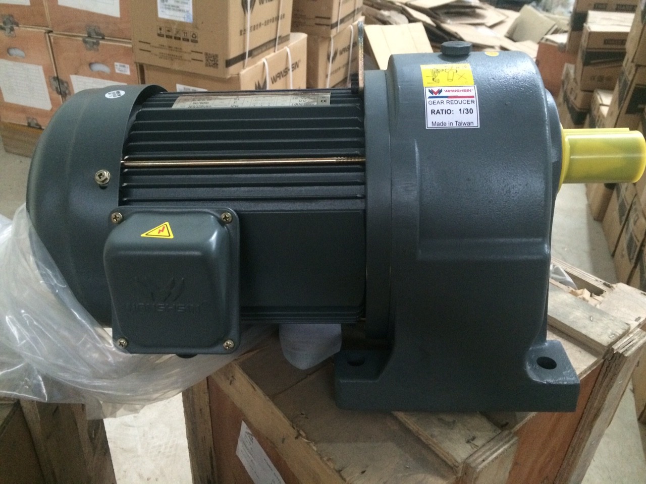 Motor giảm tốc Wanshsin - Xuất xứ Trung Quốc