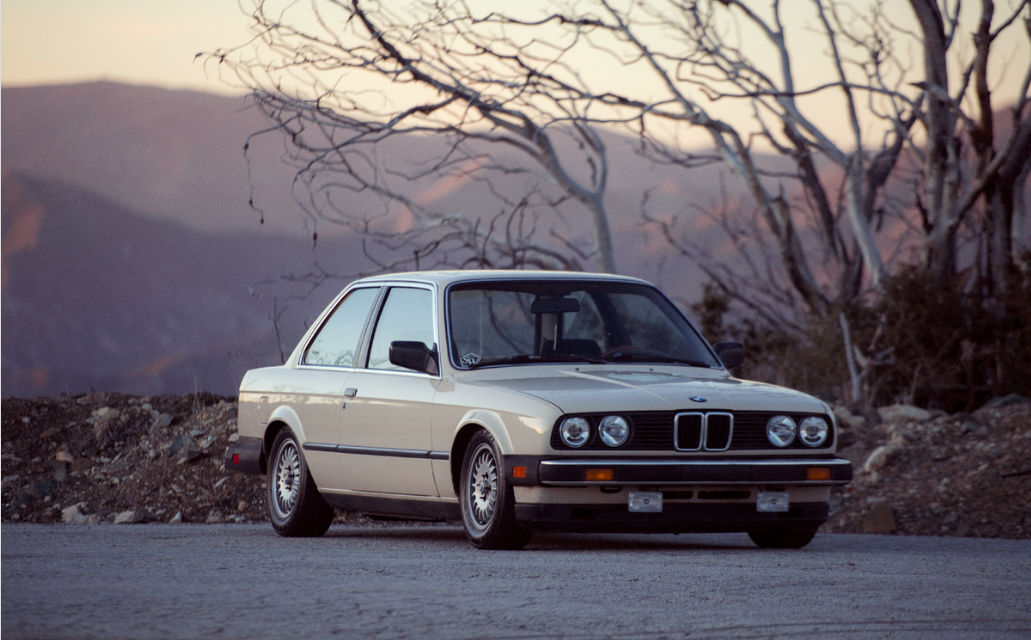 Royal Shift: Montaje de BMW E30 con sistema de suspencion coilover H&R