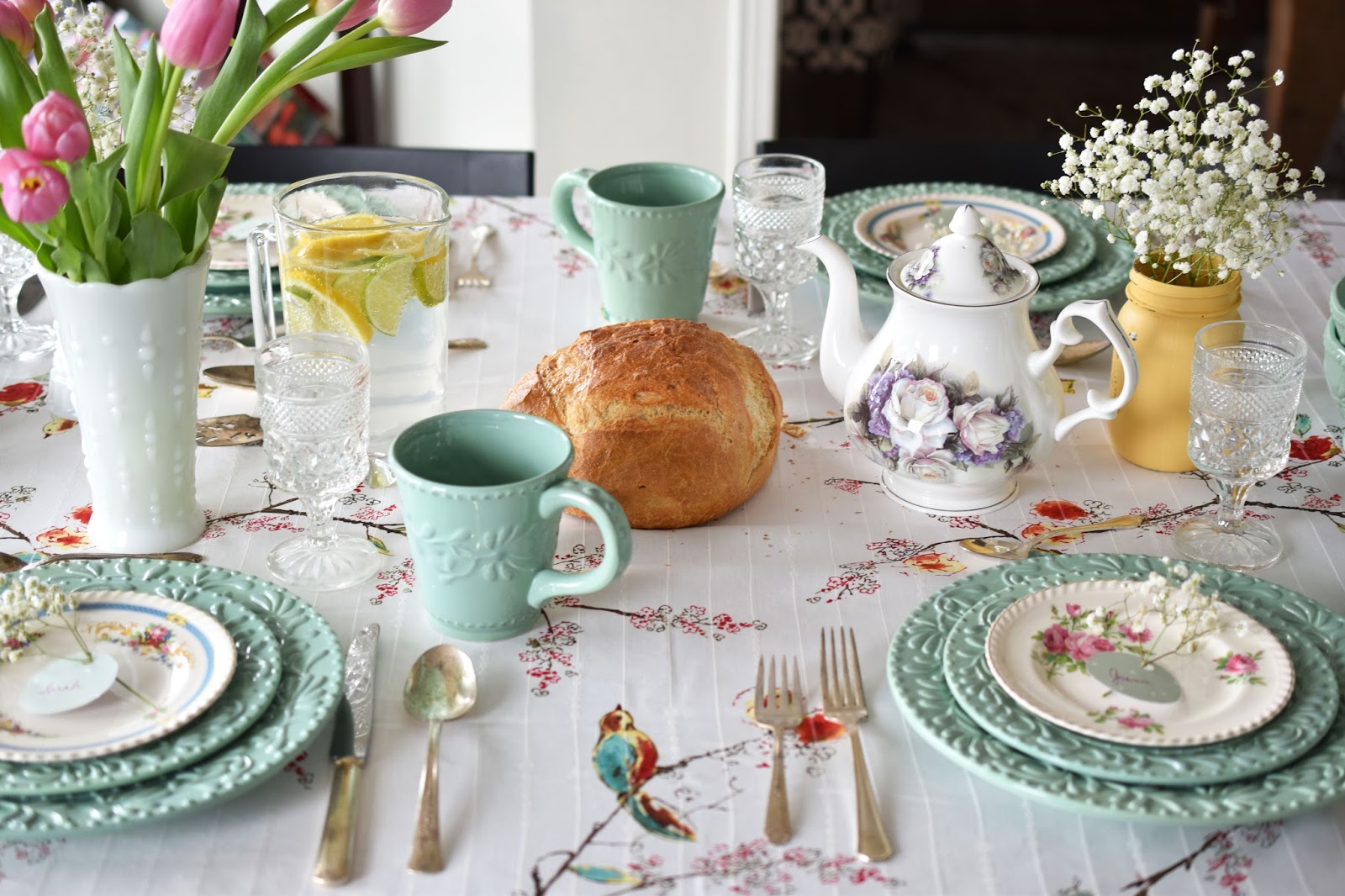 Woman in Real Life: 5 Inexpensive Ideas To Create a Pretty Spring Table ...