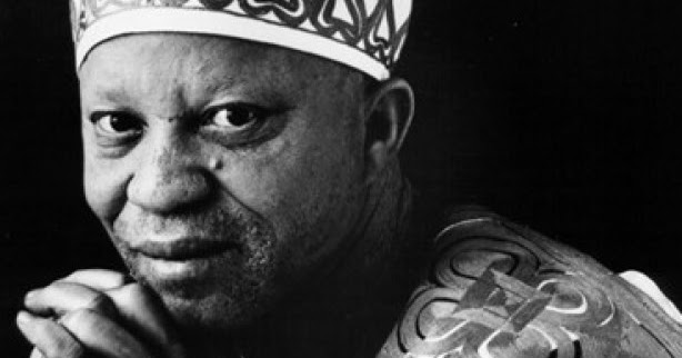 C'EST CHOUETTE: LA FRANCOPHONIE. SALIF KEÍTA. BINTA ET LA BONNE IDÉE