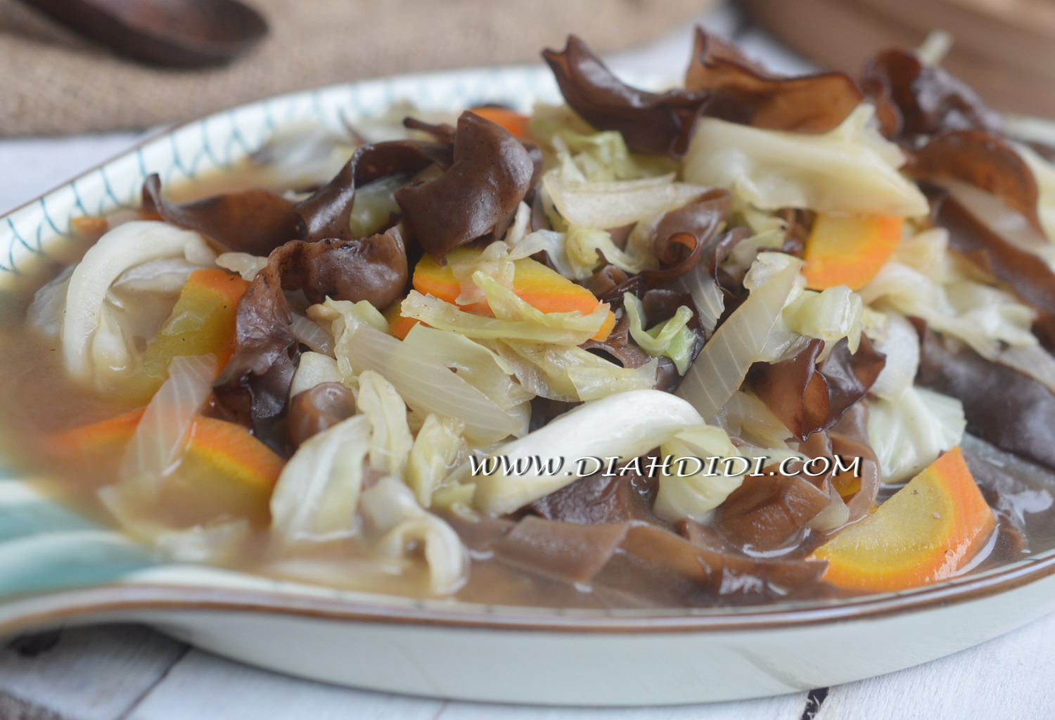 Diah Didi's Kitchen: Tumis Jamur Kuping & Sayur
