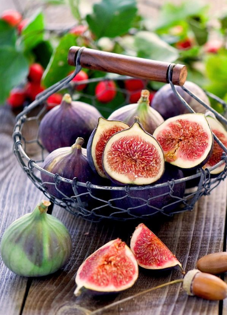 Fig Anjeer Fruit Nutrition Facts and Health Benefits | Education and ...