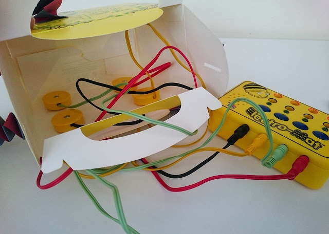 DIY Joke Box with ElectroMat Voice Recorder | Tech Age Kids ...