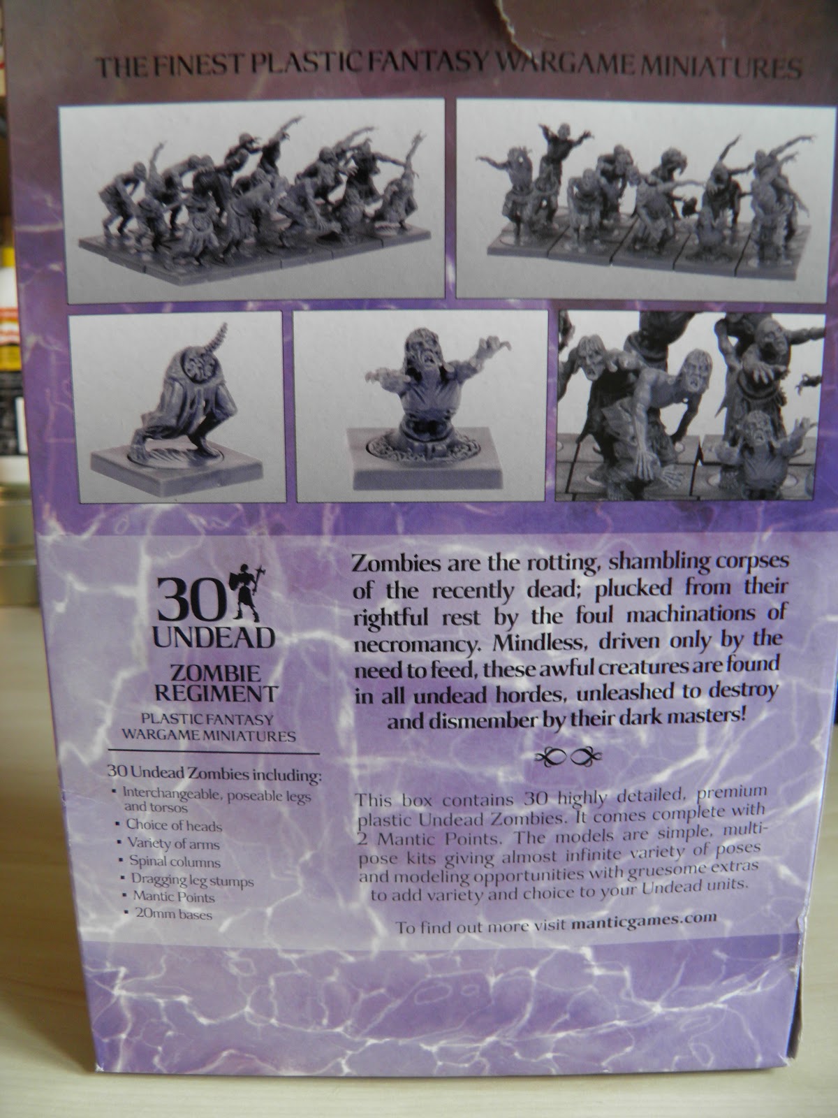 The Necroleadicon: Mantic zombies - unboxing