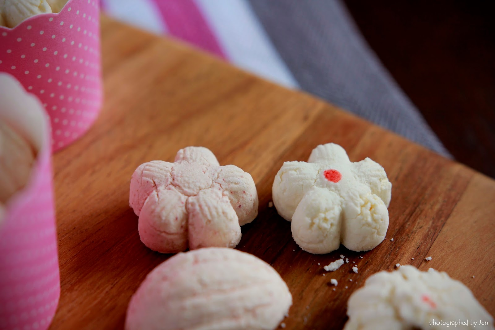 In Cookie Haven: Blushing Pink and White Kueh Bangkit