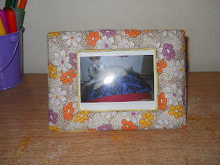 Old School Picture Frame D.I.Y - Running With A Glue Gun