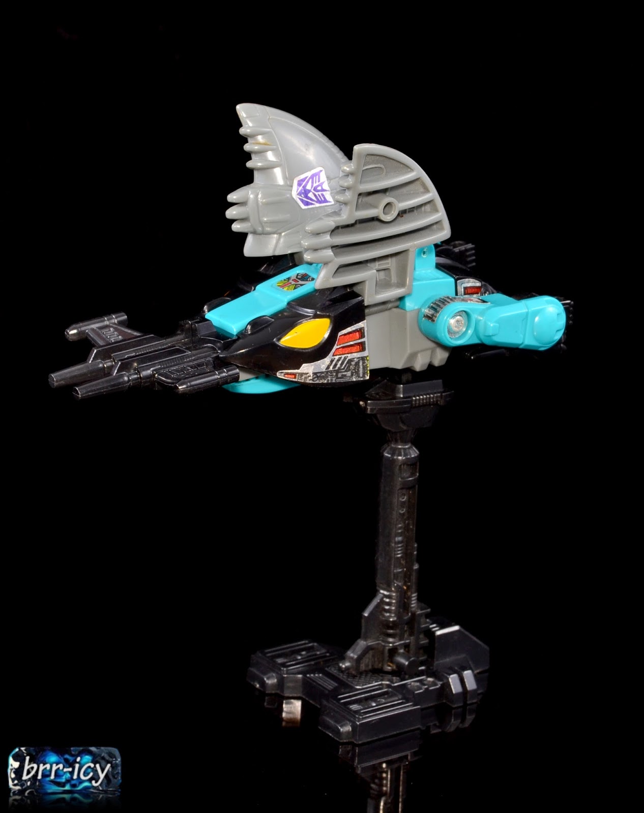 Brr-icy's Transformers Reviews: Seacons Finally