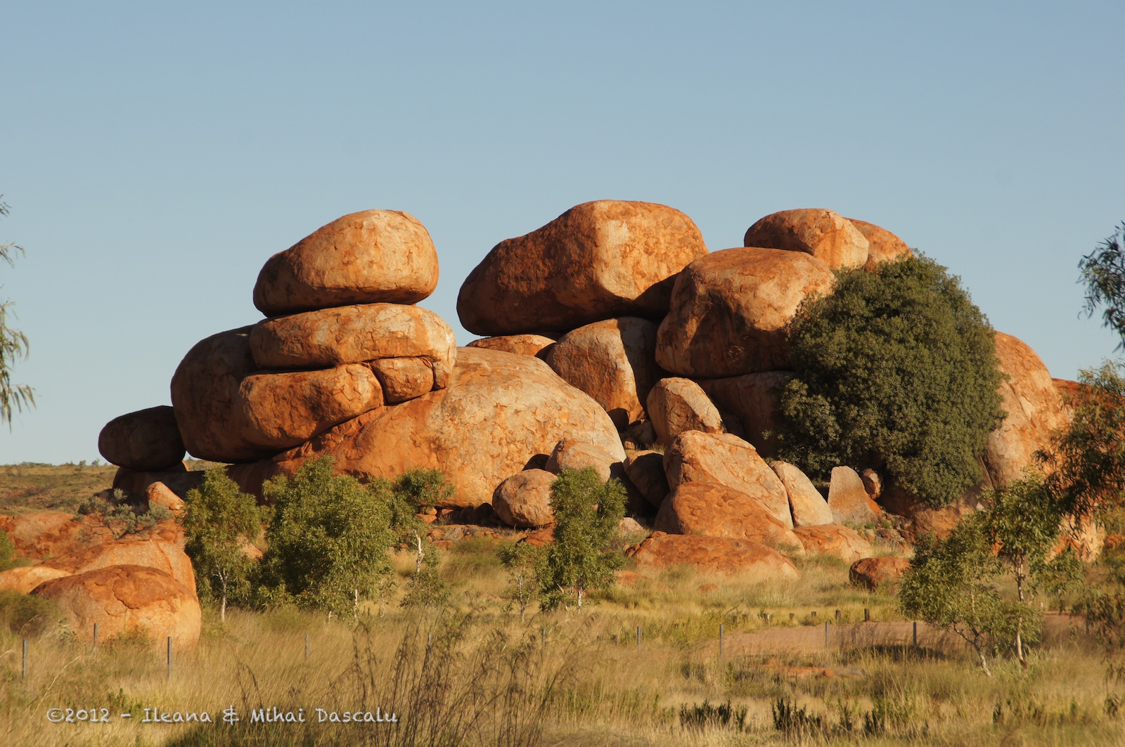 Noi6 Around-the-World: Middle of Australia, on the left