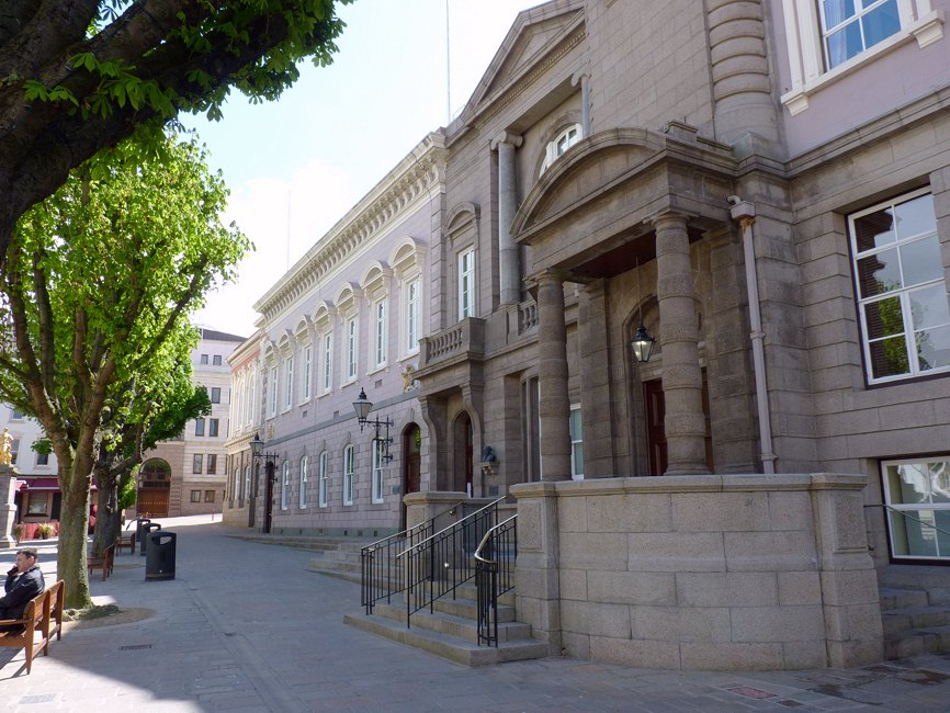 crapaudmatic: Jersey's Royal Square