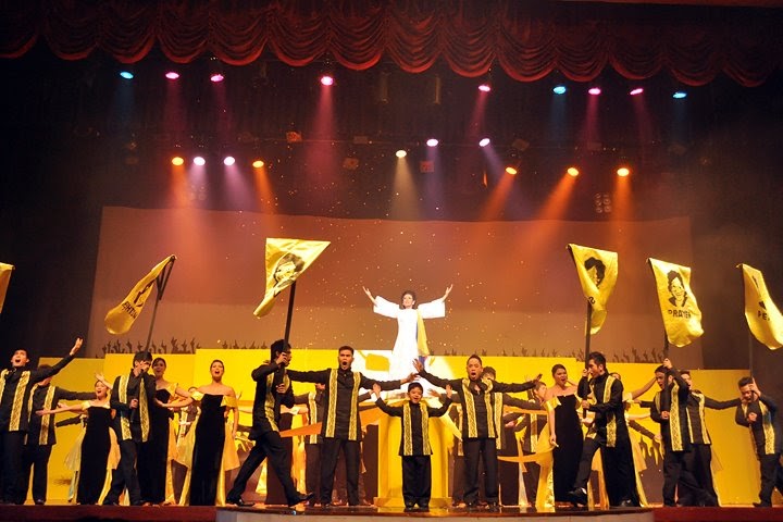 Tagailog Special Presents: Ang Epiphany ni Cory