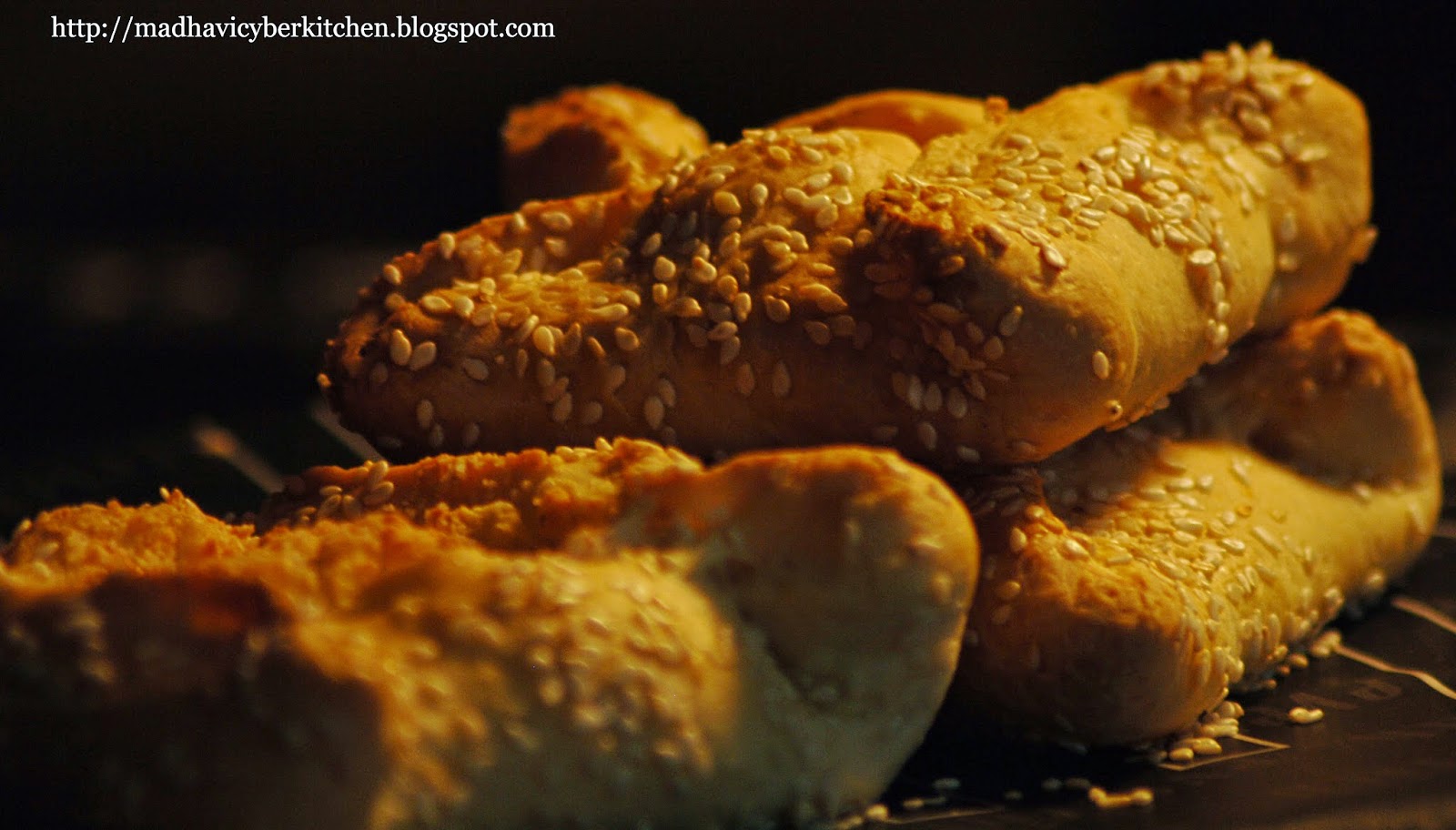 Madhavi's Cyber Kitchen: Flaounes - Cyprus Pastry