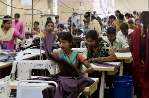 How Many Machines do I Need to Install In My Small Garment Factory? [Q&A]