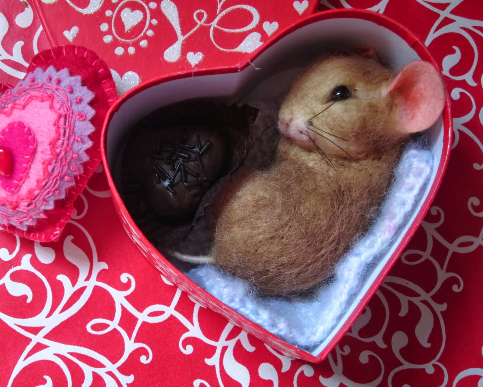 Needle Felted Art by Robin Joy Andreae: Toffee & Valentine, a Little ...