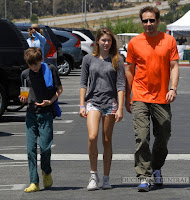 David Duchovny out with his kids during Father's Day | Duchovny Central