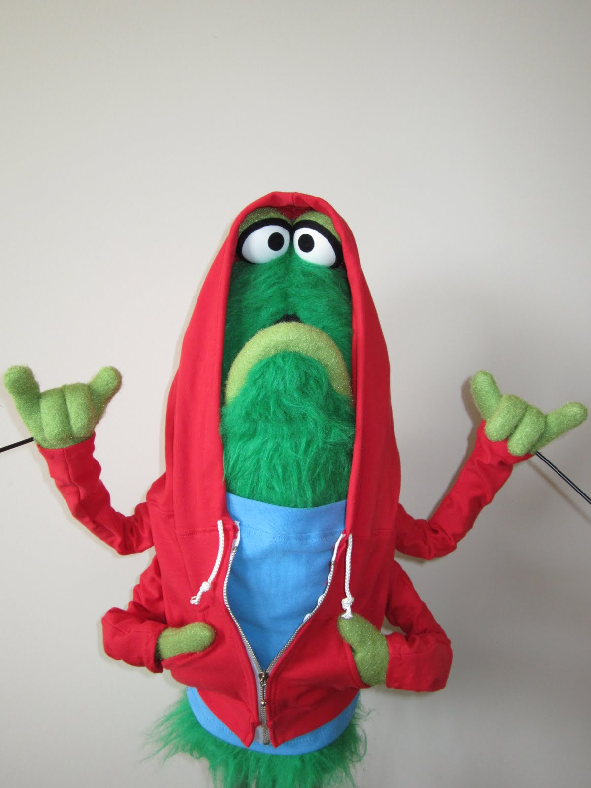 jarrod boutcher puppets: ROCK ON!!!