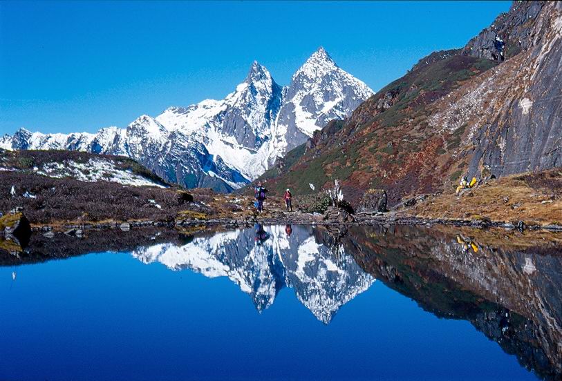 Lakes Of Himalaya ~ Great Mountain
