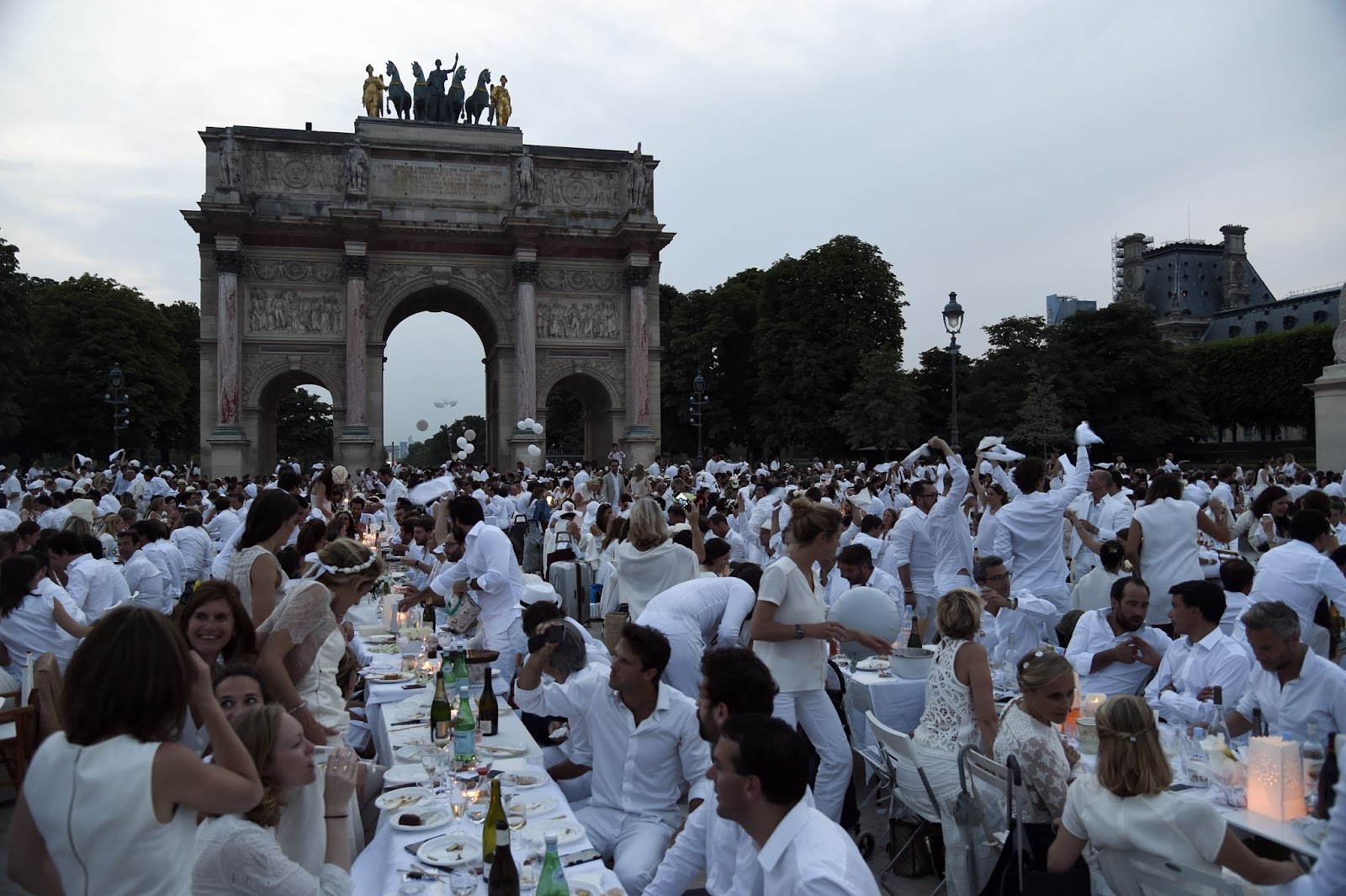 Excelsior : Diner en blanc - Paris
