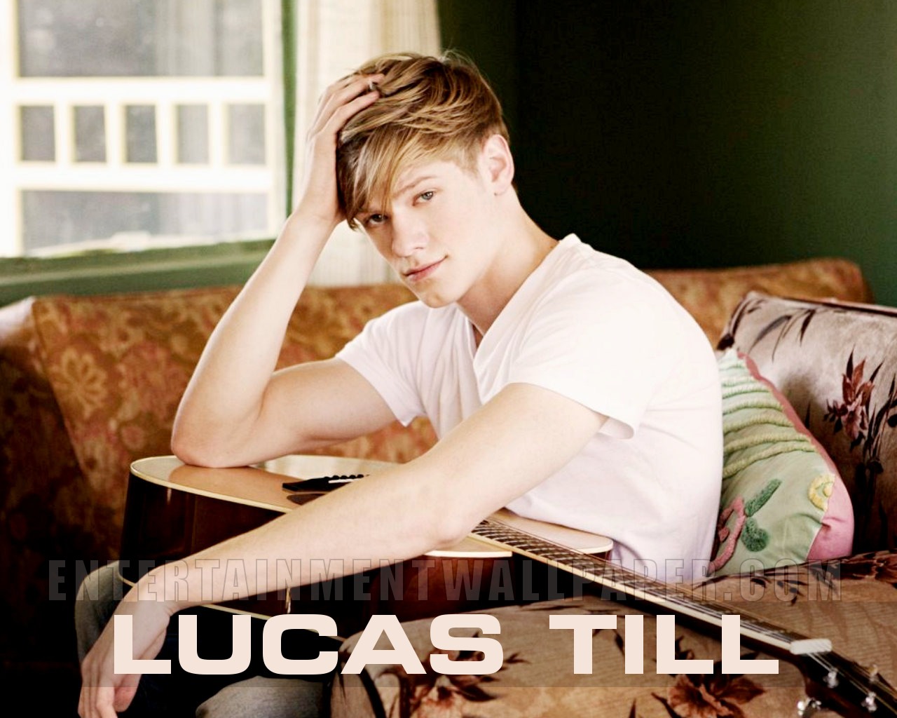 Lucas Till American Actor | Lucas Daniel Till Biography Hollywood Celebrity