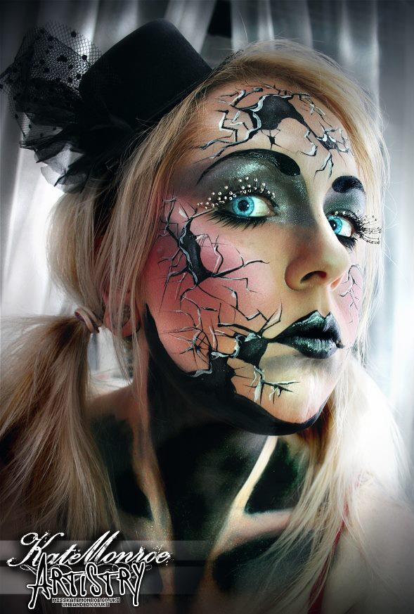 Crown Brush: Face Painting Tutorial with Face Painter 'Kate Monroe ...