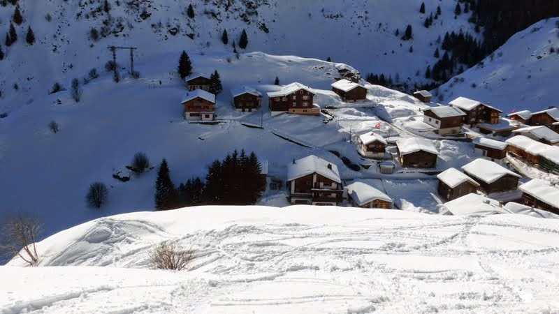 Pfannenstiel Wanderblog: Winterwanderwege in der Surselva: Tschamut ...