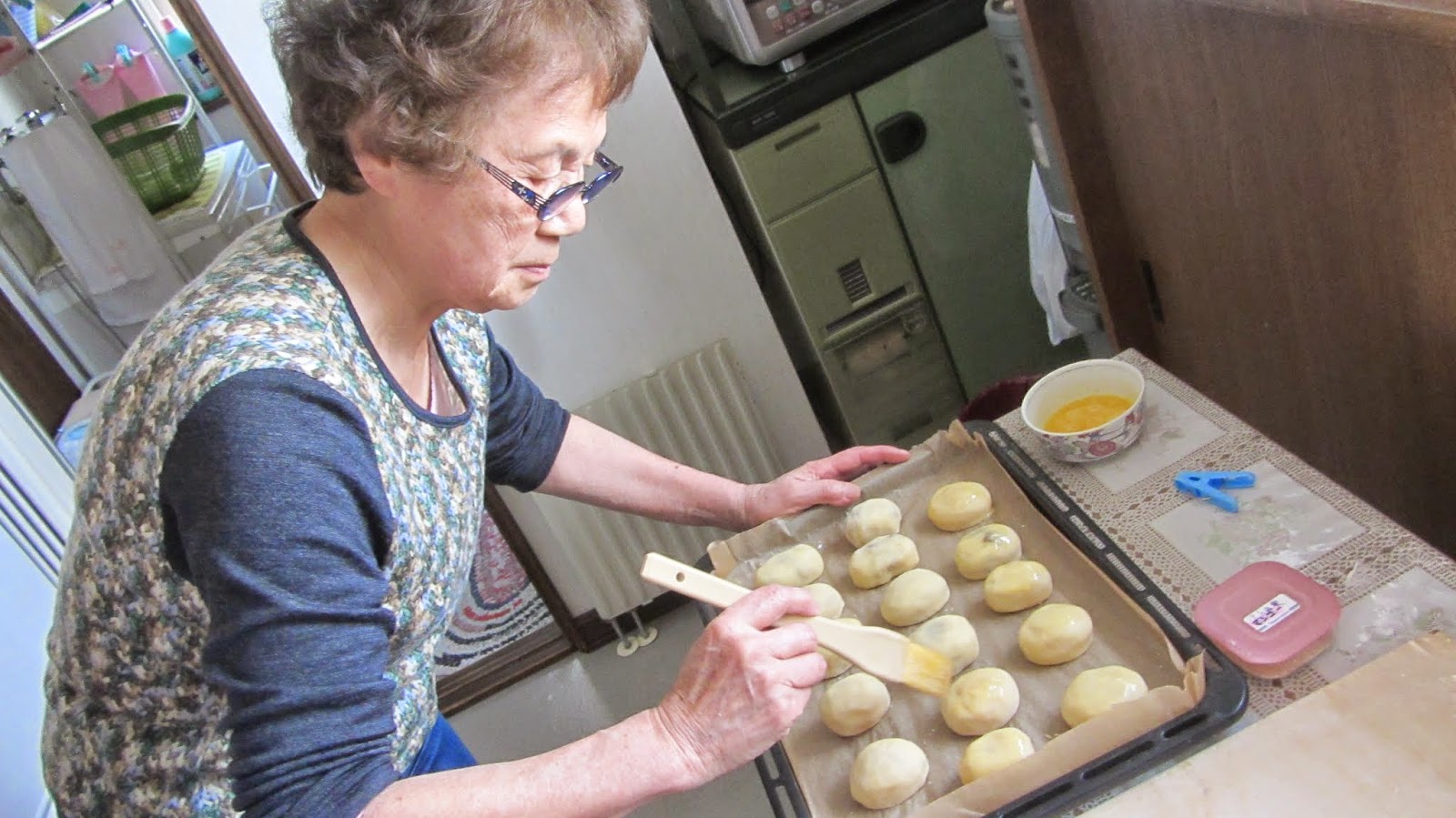 Keith and Celia: Kuri Manjū 栗饅頭 (Chestnut buns)