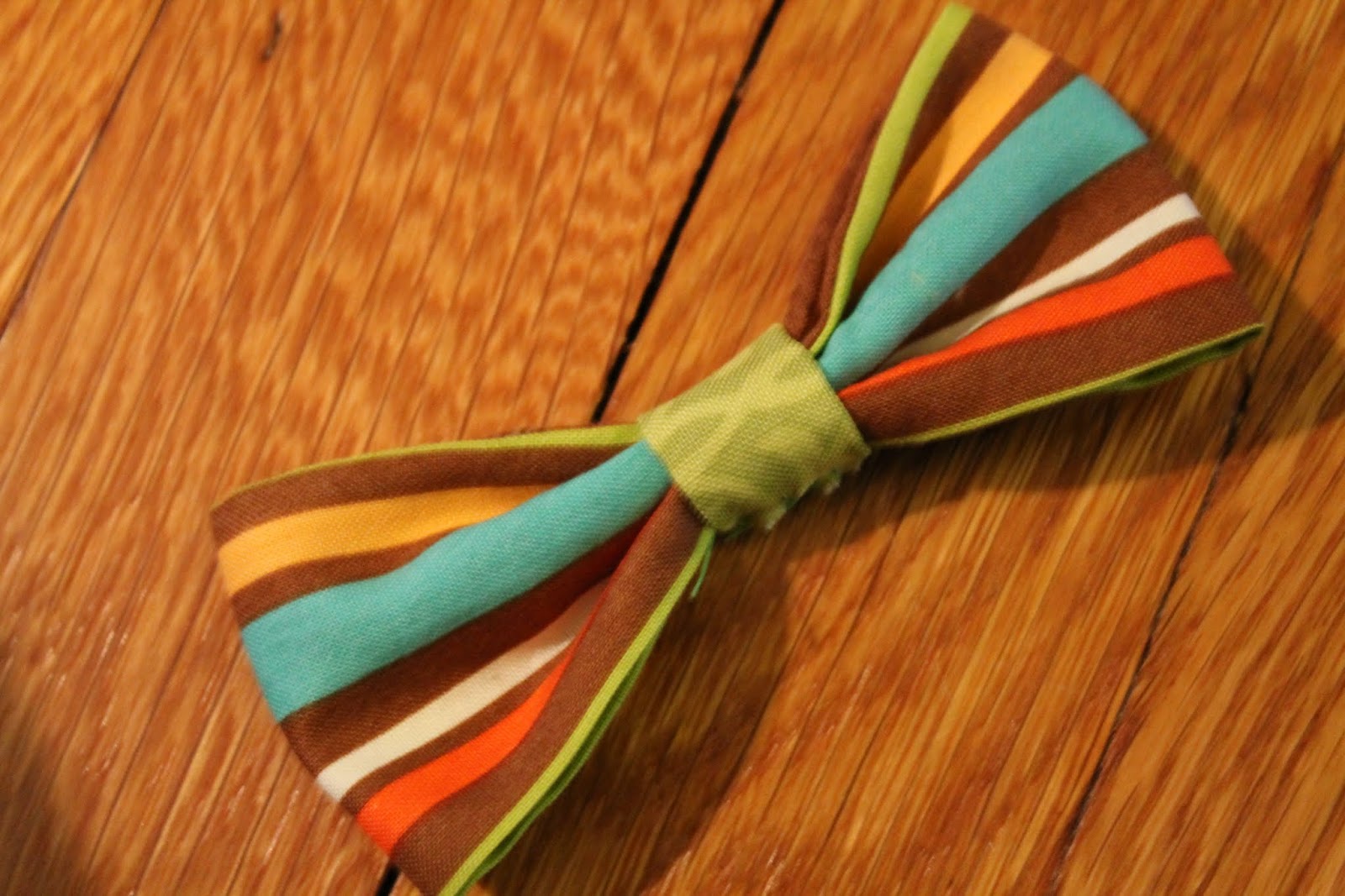 Down by the Bays: Tutorial: Bow Ties