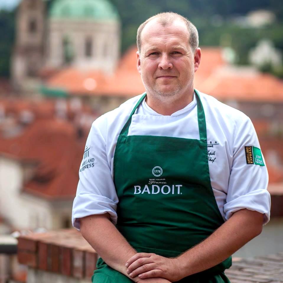 儀在1102: 捷克星级大厨Chef Pavel Sapik助阵The Library餐厅，推广正宗捷克美食 - The Library餐厅 ...