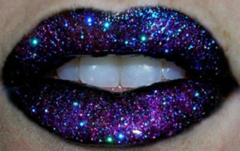 BEAUTY: Galaxy Lips