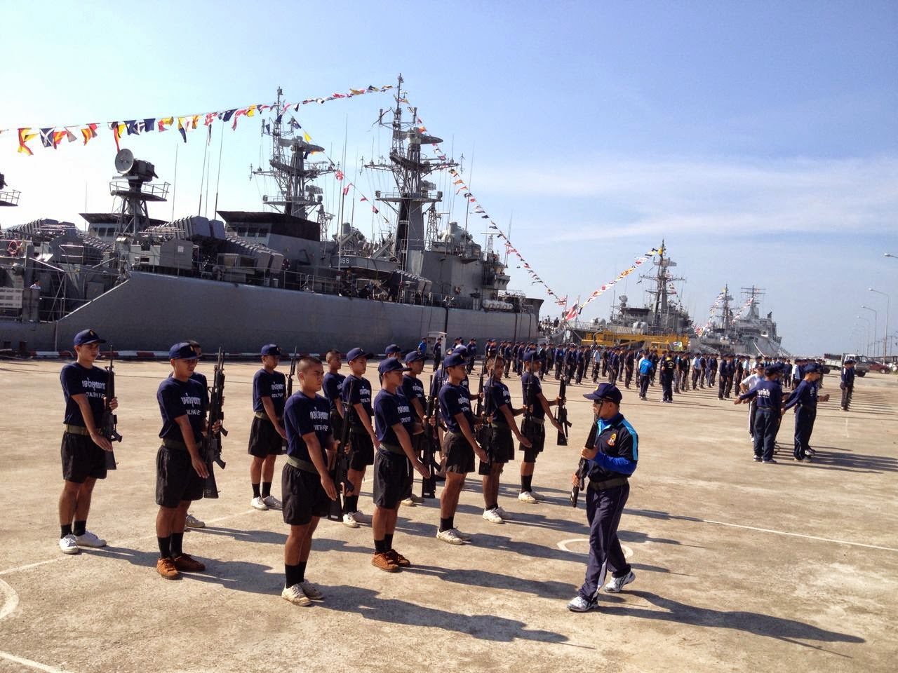 THAIDEFENSE-NEWS: Royal Thai Navy Warship Photo Gallery