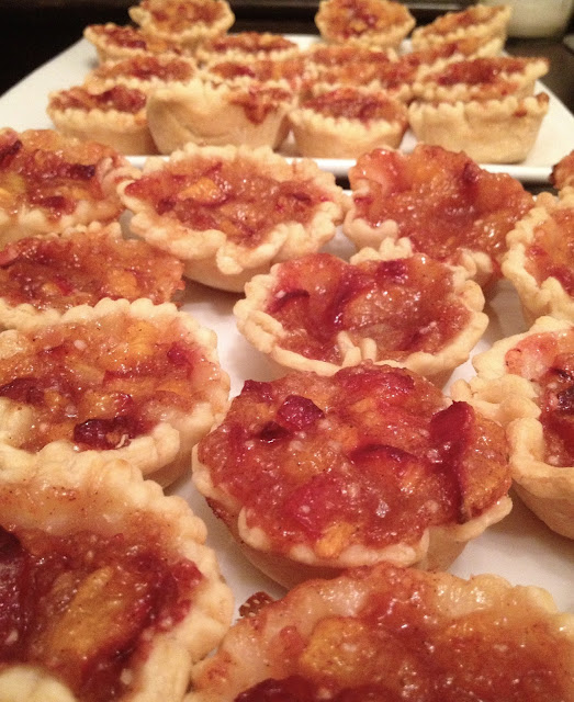 Girls Like Flours: Mini Peach Tarts