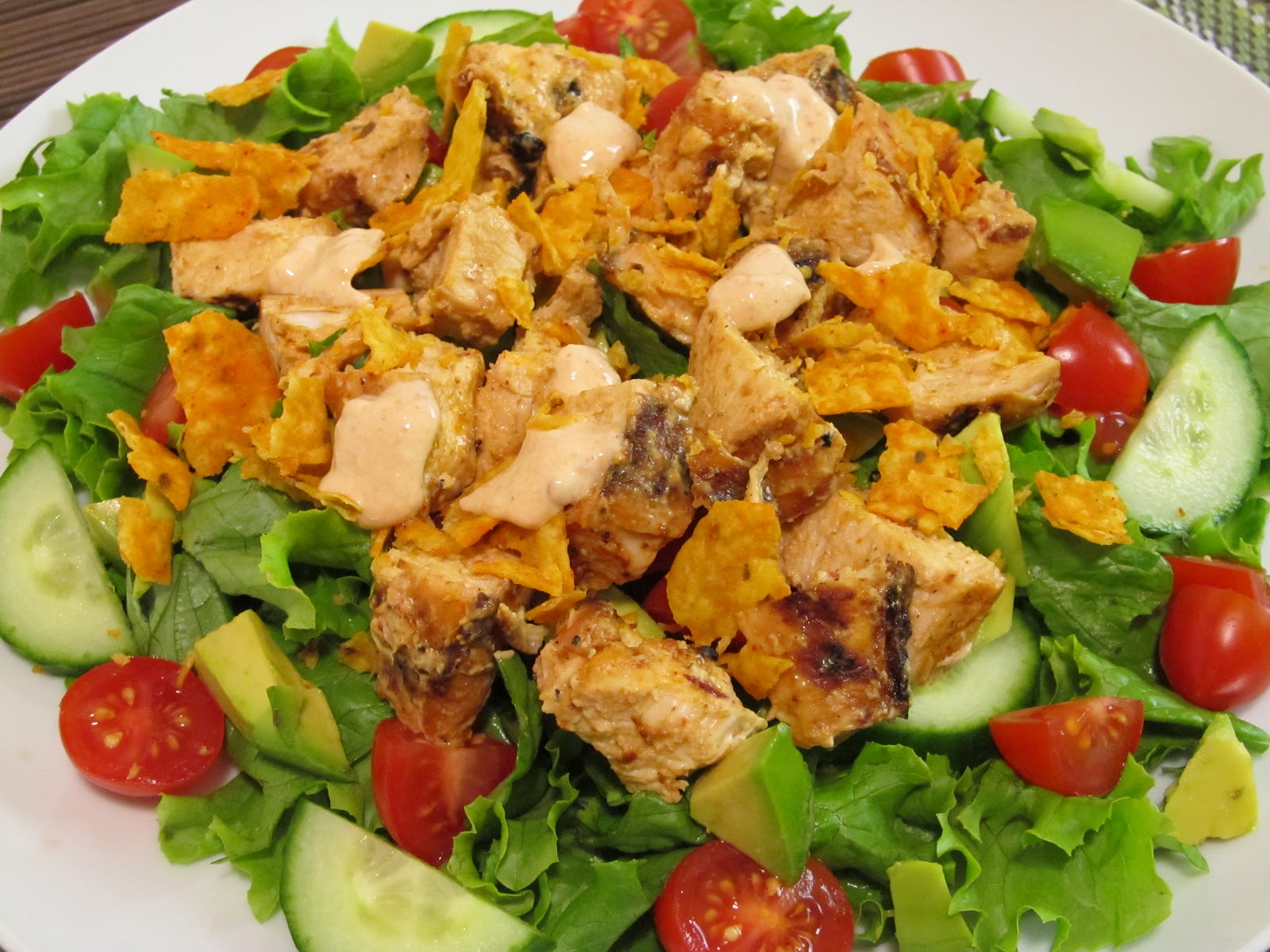 Jenn's Food Journey: Chipotle Chicken Taco Salad