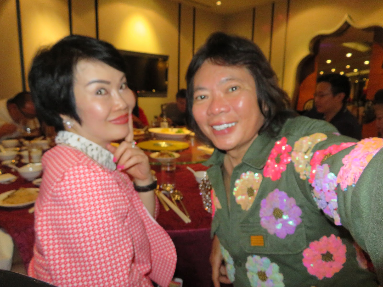 Kee Hua Chee Live!: SHARON LIAN AND CYNTHIA LOW HOSTED JOINT BIRTHDAY ...