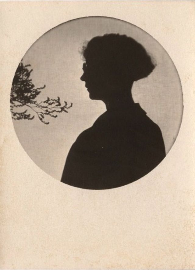 22 Amazing Silhouette Portrait Snapshots From the Early 20th Century ...