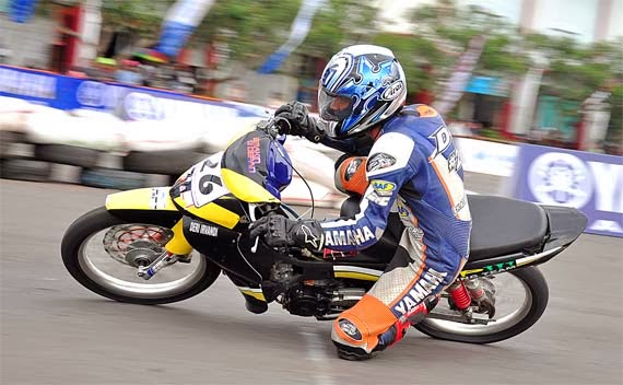 Gambar Motor Road Race | R-way Collection