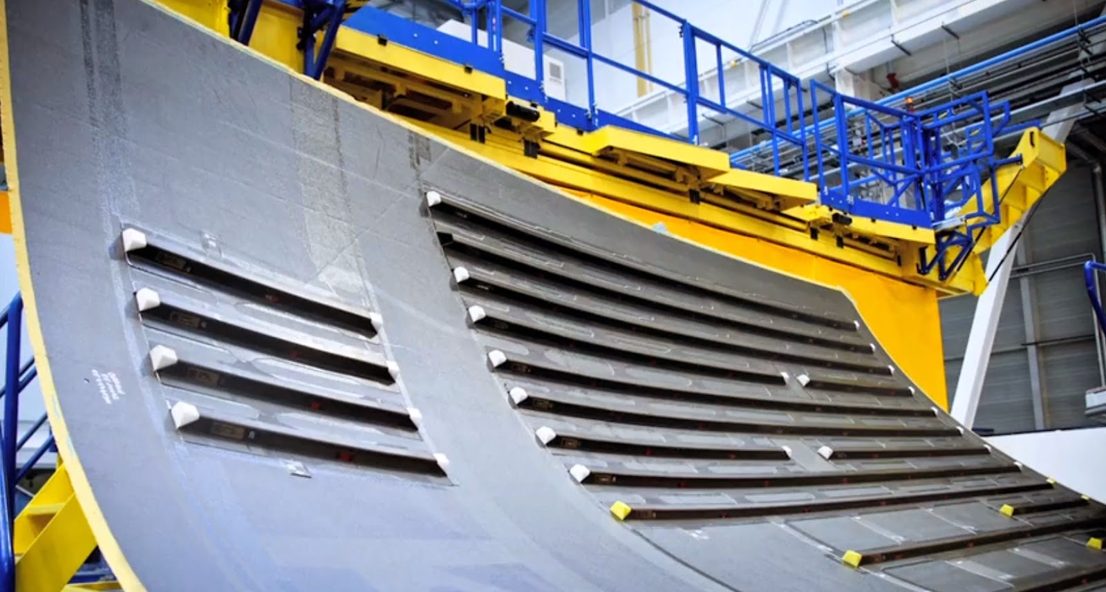 A350 XWB News: Innovative & easy-to-use non-destructive testing device ...