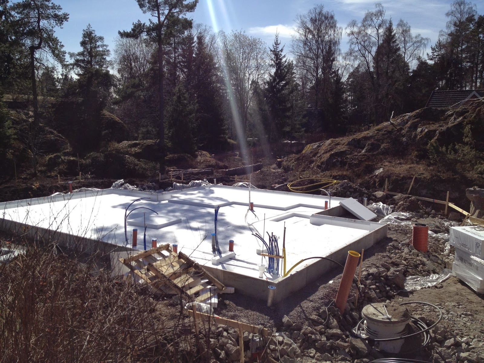 Hus MM: Installation av LPS-tank (avlopp)