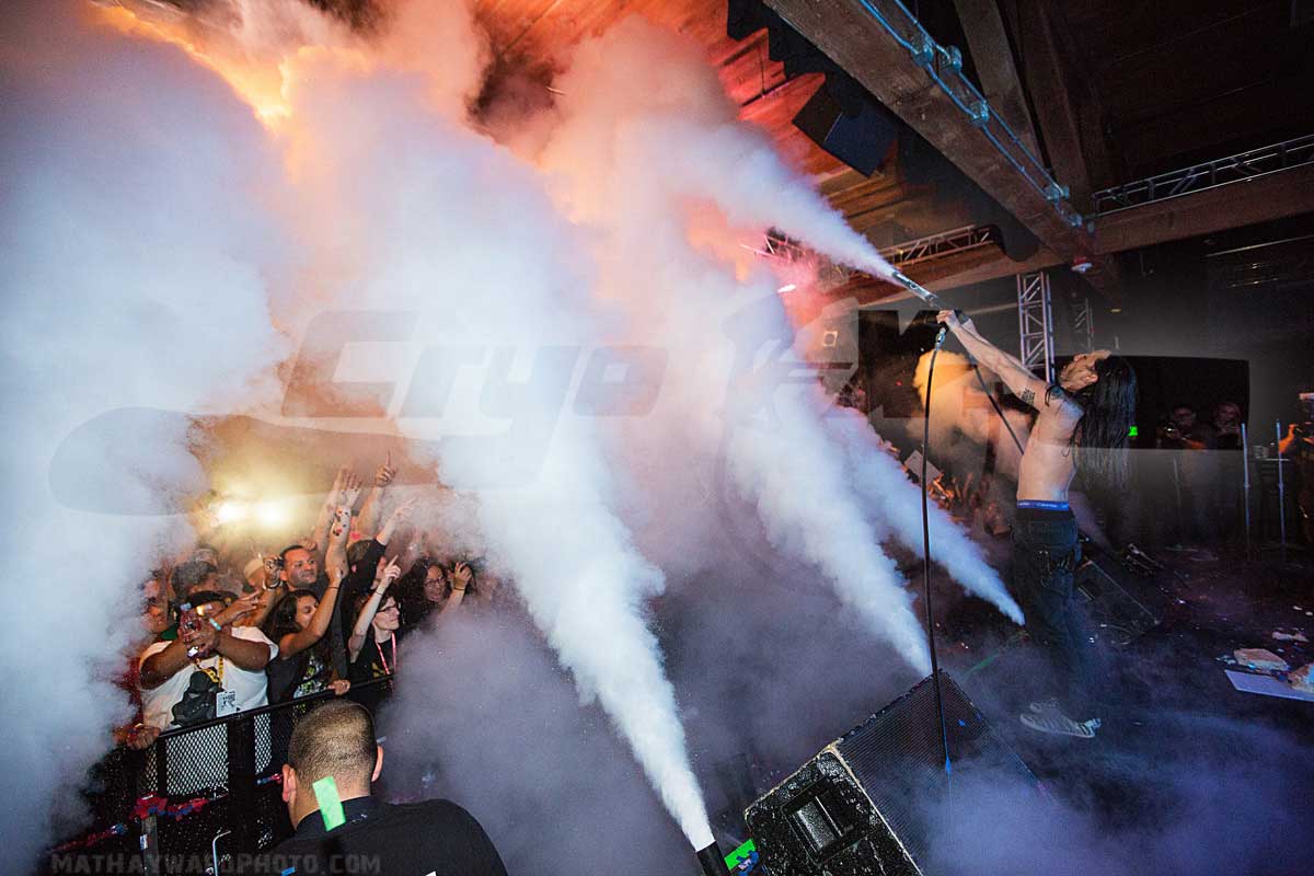 CryoFX® Manufacturer of Cryogenic theatrical CO2 Special Effects ...