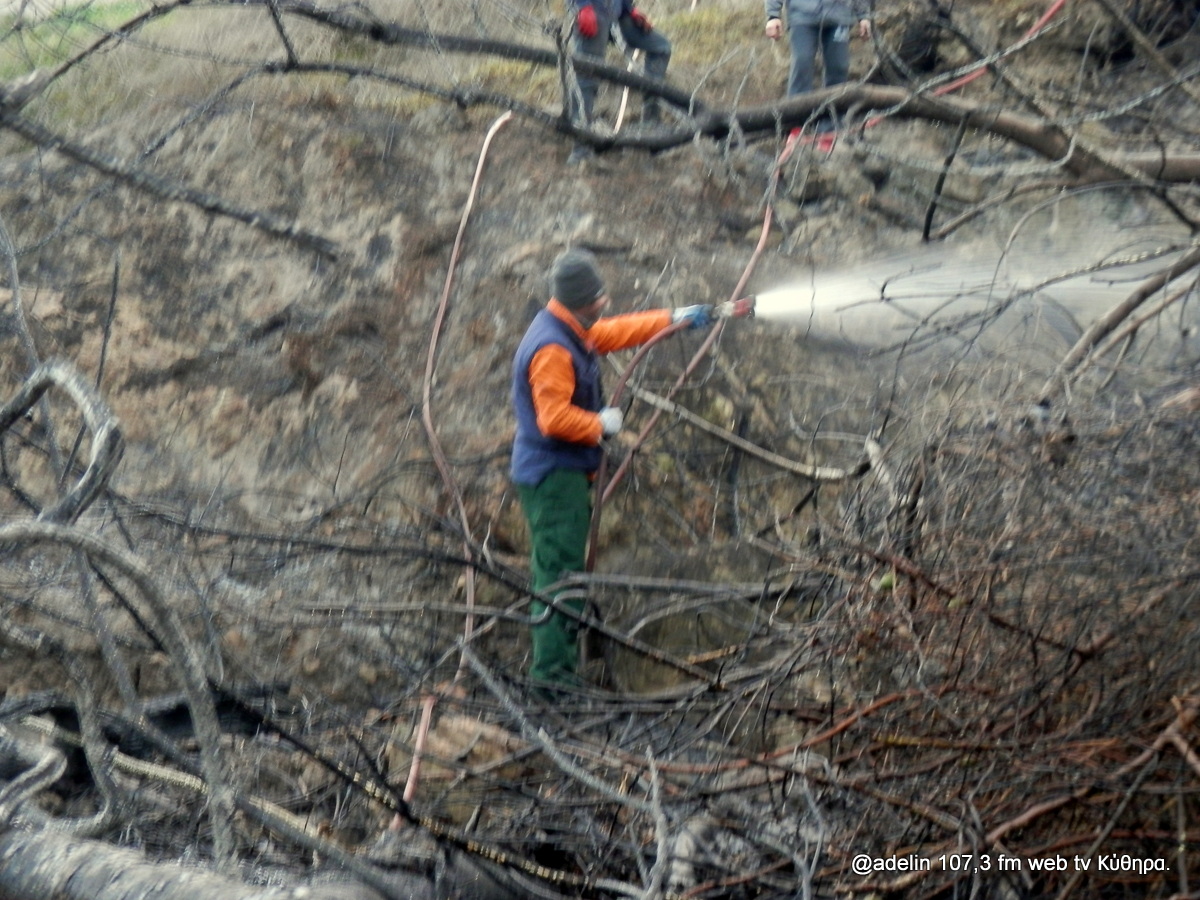 AdelinFM Kythira : ΠΥΡΚΑΓΙΑ ΣΤΟ ΚΑΤΑΧΕΙΜΩΝΟ ΣΤΗΝ ΠΕΡΙΟΧΗ ΤΩΝ ΜΗΤΑΤΩΝ