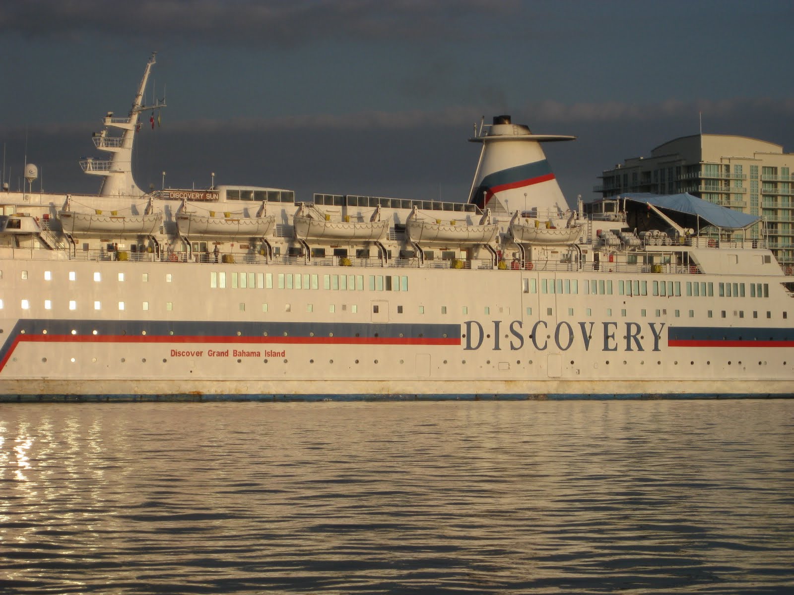 M/V Island Hopper's Log: Ft. Lauderdale, Florida to West End, Grand Bahamas
