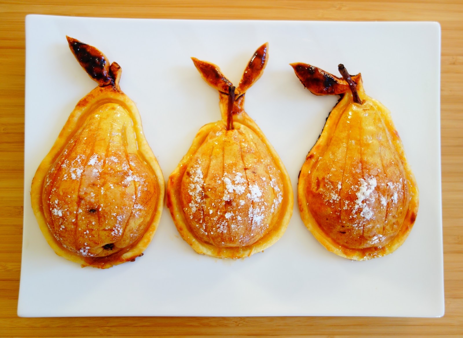 Poires feuilletées, cœur de caramel au beurre salée - Initiales GG ...