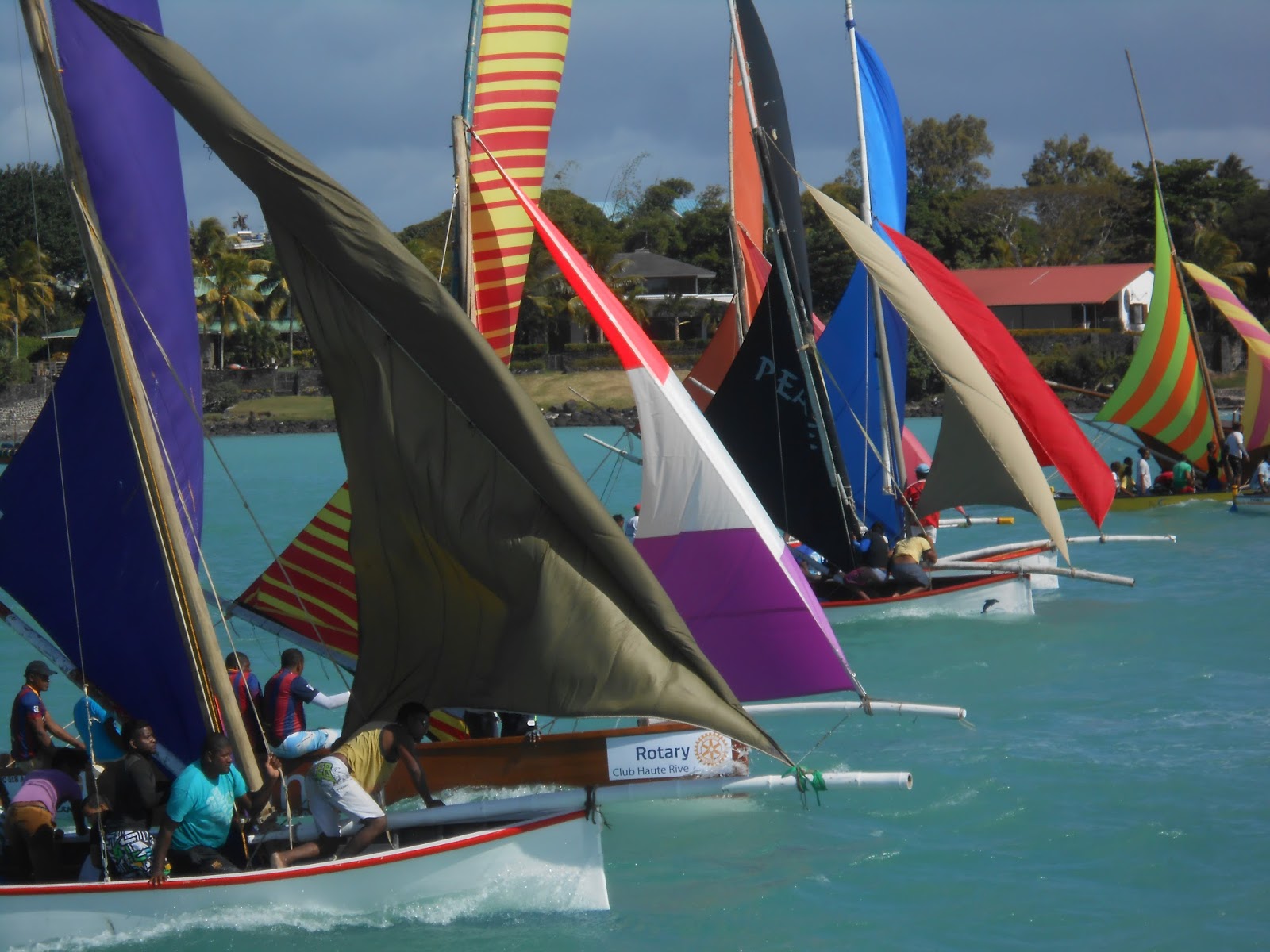 Mit "2fast4you" um die Welt - Mitsegler willkommen!: Mauritius, Coco ...